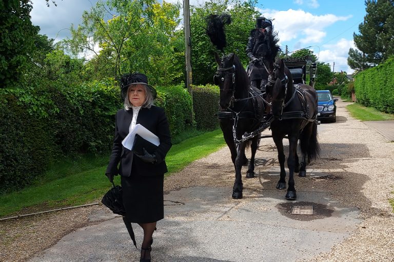 Farthing Funeral Service | Ipswich, Felixstowe and Debenham